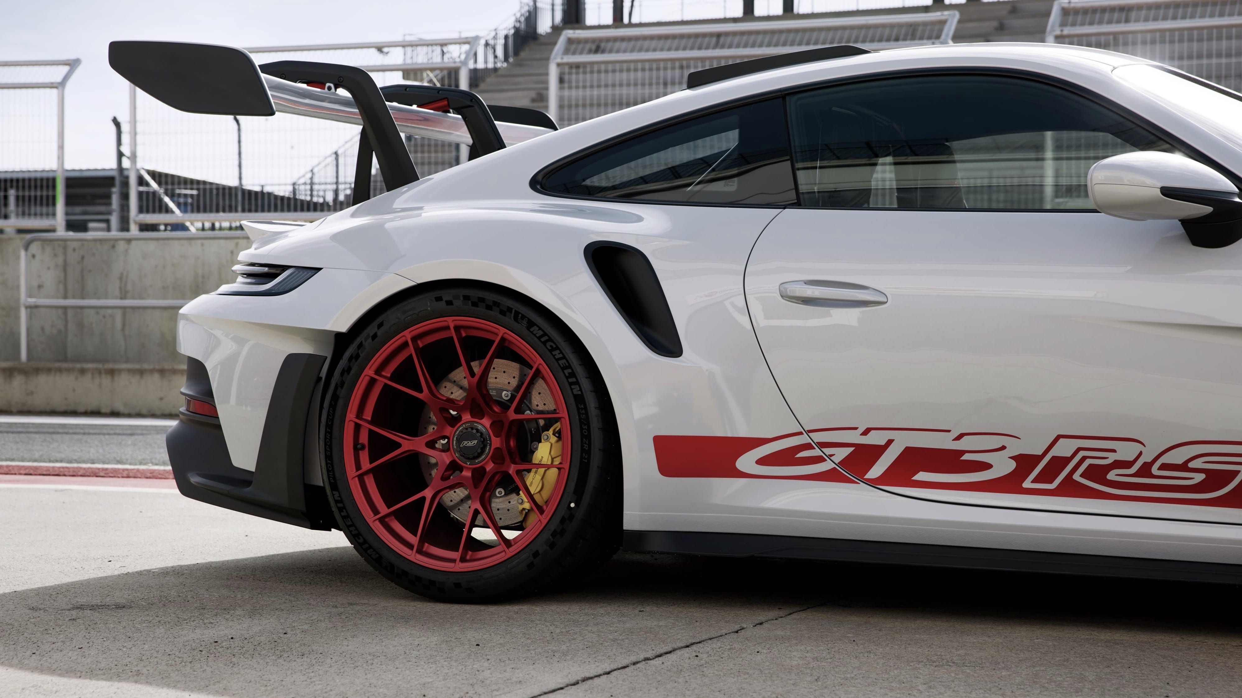 Porsche 911 992 GT3 RS AKOS5087 edit V02 highres IMagazine Porsche 911 992 GT3 RS AKOS5087 edit V02 highres IMagazine