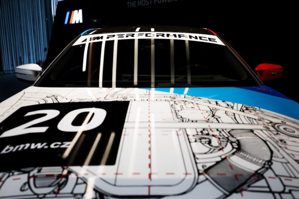 P90643610_highRes_bmw-m2-as-show-car-c | iMagazine